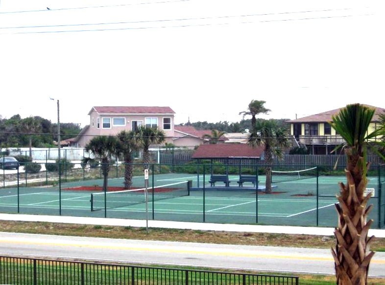 East Wind Tennis Courts | East Wind Condos in Ponce Inlet Florida